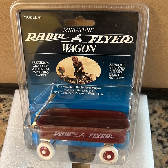 Radio Flyer | Toys | Miniature Radio Flyer Gagon | Poshmark